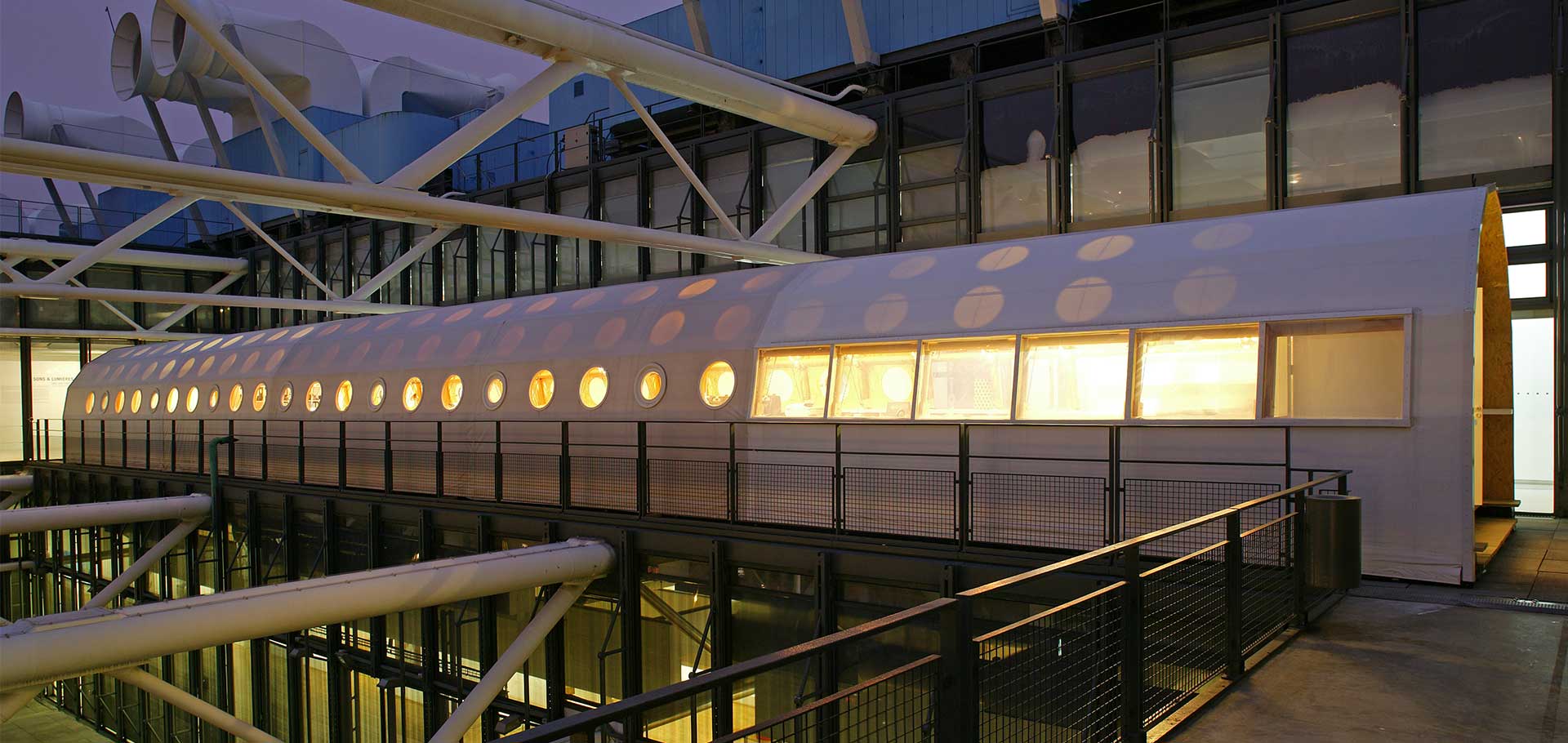 Paper Temporary Studio - Shigeru Ban