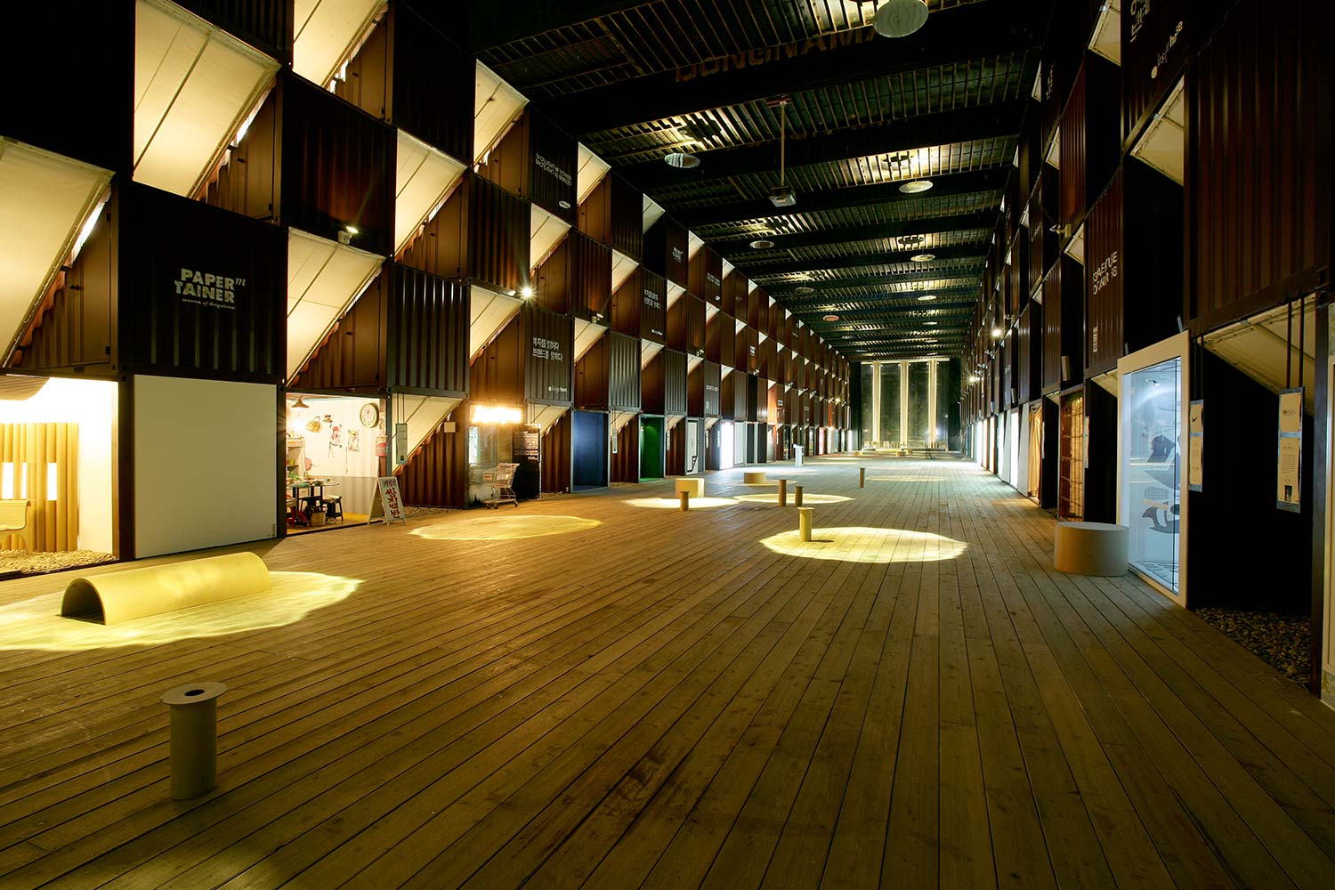 Papertainer Museum - Shigeru Ban
